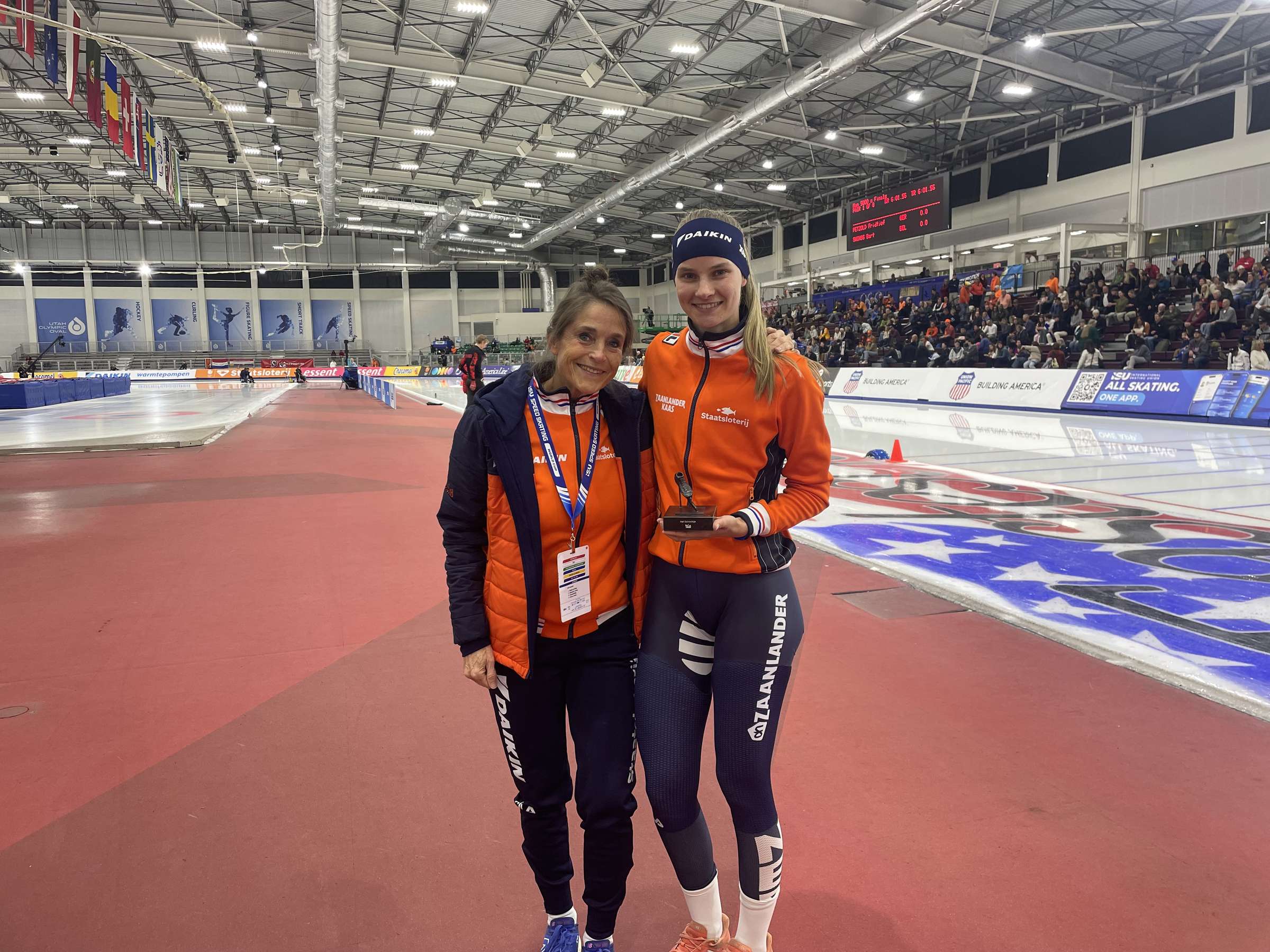 Het Schaatsje voor Bente Kerkhoff en Anna Boersma | KNSB